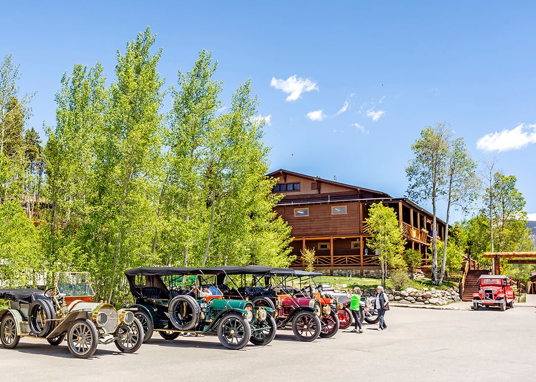 Highway West Vacations | RV Resorts, Hotels, Camping, & Glamping